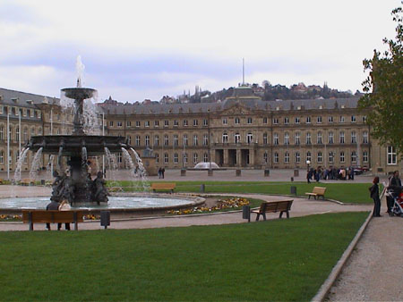 Im Zentrum der Stadt Stuttgart - Medienwerkstatt-Wissen © 2006-2025 ...