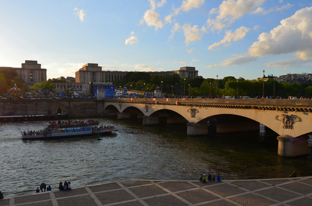 Pont des Invalides - Medienwerkstatt-Wissen © 2006-2026 Medienwerkstatt