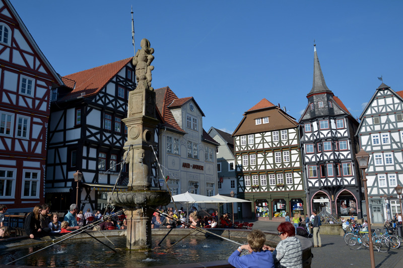 Fritzlar - allgemein - Medienwerkstatt-Wissen © 2006-2025 Medienwerkstatt