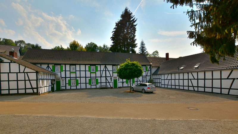 Burg Zweiffel - Fotos 1 - Medienwerkstatt-Wissen © 2006-2026 ...