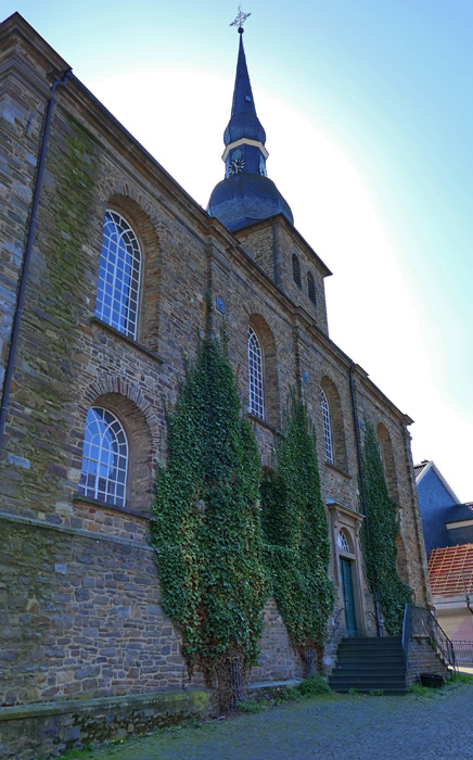 Alte Kirche in Langenberg - Medienwerkstatt-Wissen © 2006-2025 Medienwerkstatt