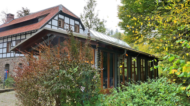 Papiermaschine - allgemein - Medienwerkstatt-Wissen © 2006-2025 Medienwerkstatt