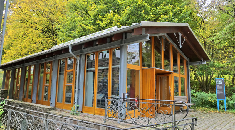 Papiermaschine - allgemein - Medienwerkstatt-Wissen © 2006-2025 Medienwerkstatt