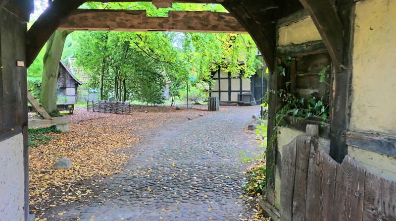 Torhaus Ost - Medienwerkstatt-Wissen © 2006-2025 Medienwerkstatt