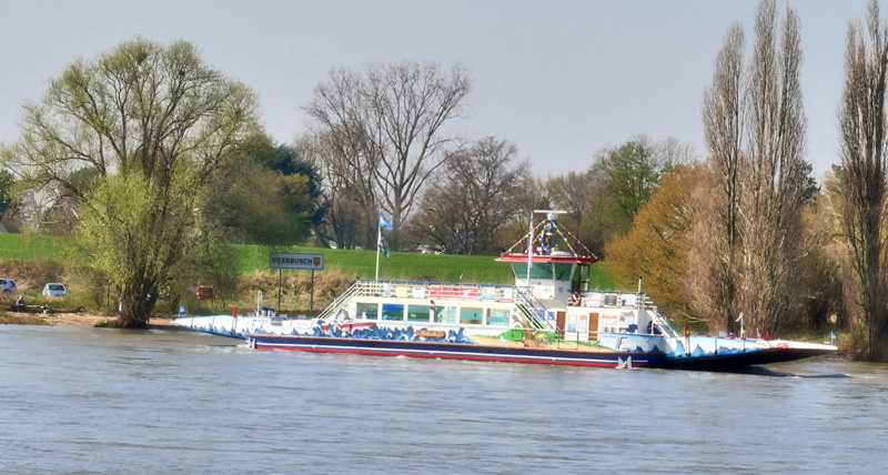 MS Michaela II - Fotos - Medienwerkstatt-Wissen © 2006-2025 Medienwerkstatt