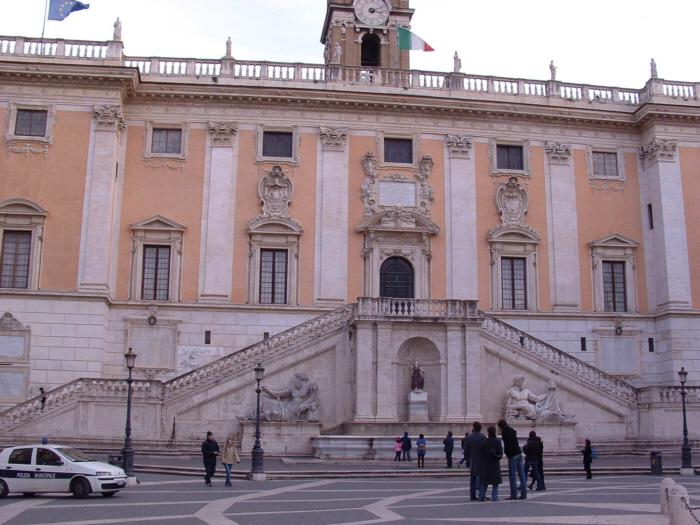 Kapitol - Fotos 2 - Medienwerkstatt-Wissen © 2006-2025 Medienwerkstatt